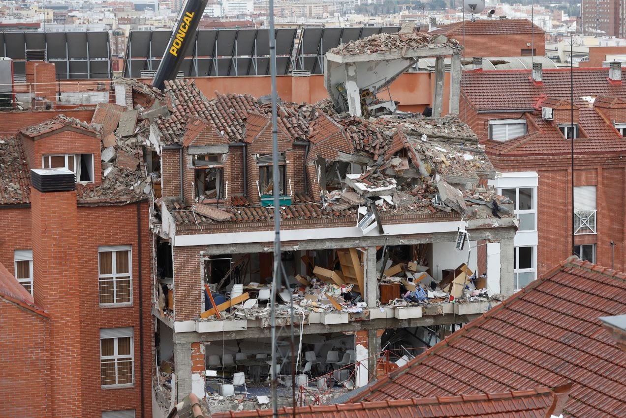 Así se ayudaron unos vecinos a otros tras la explosión de gas en Madrid