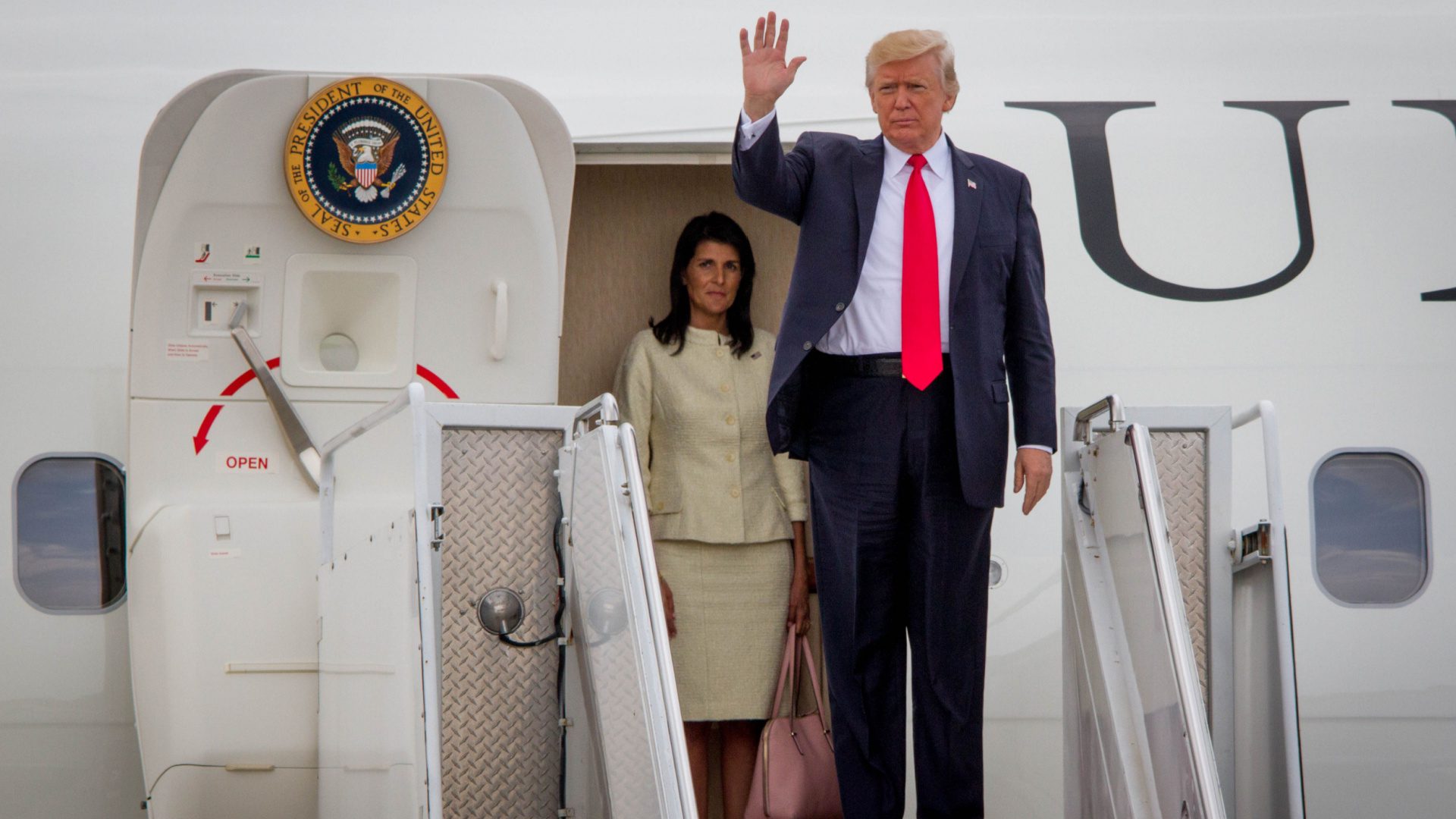 Quién es Nikki Haley, que se enfrentará a Trump en 2024