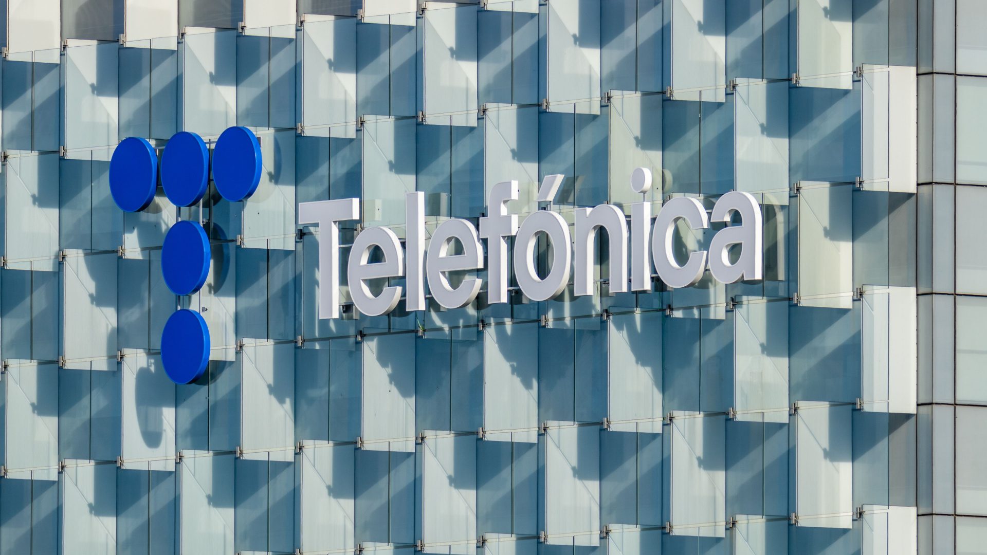 Así ha variado la participación estatal en Telefónica