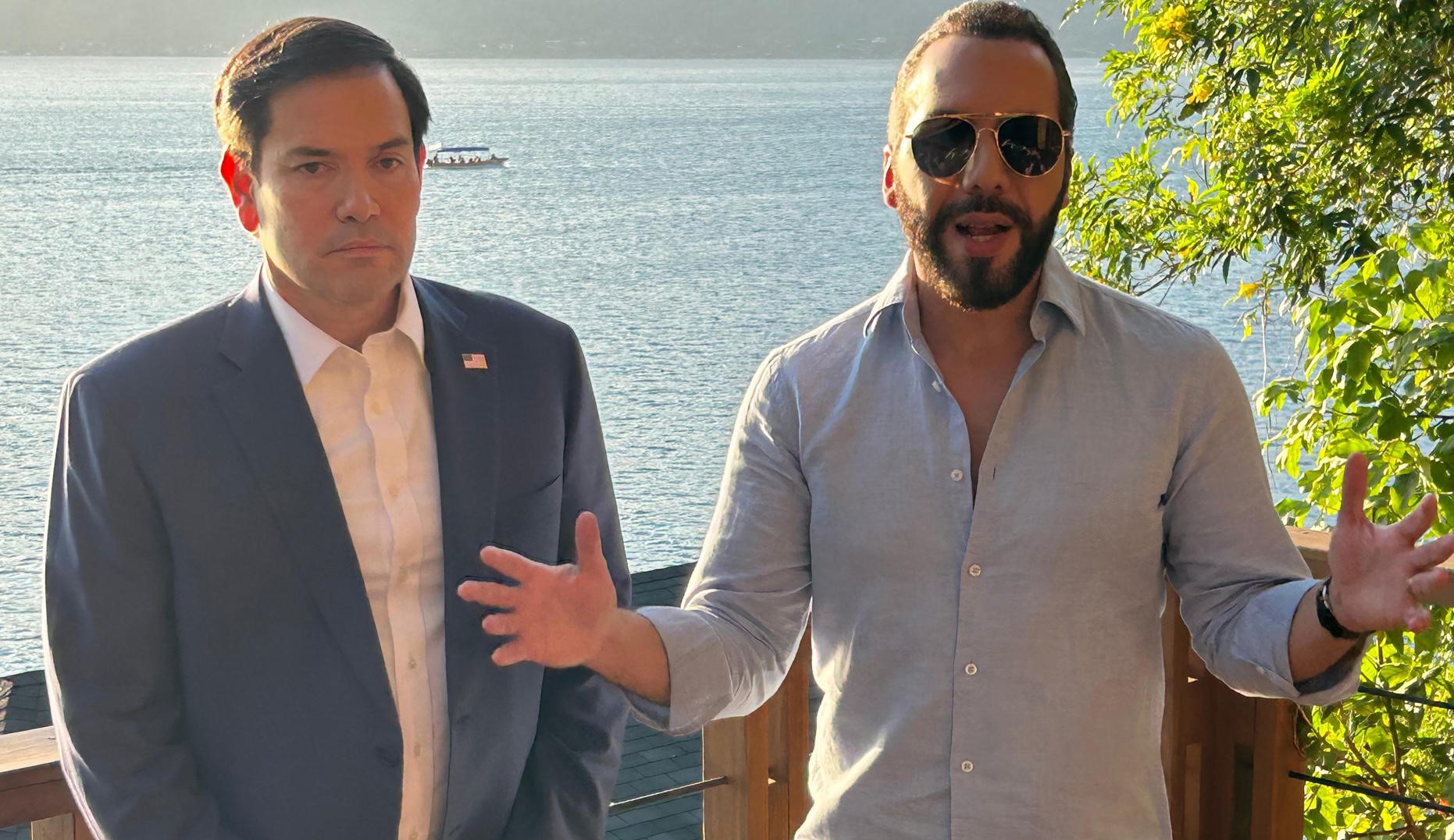 Bukele ofrece a Trump su "megacárcel" para presos convictos