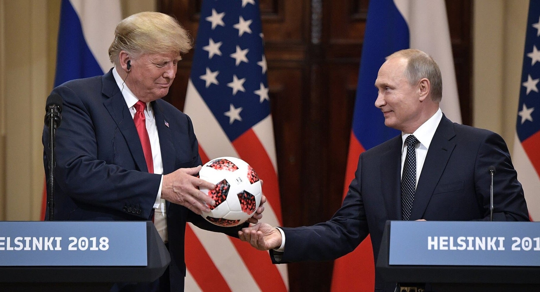 Donald Trump inicia negociaciones "inmediatamente" con Rusia